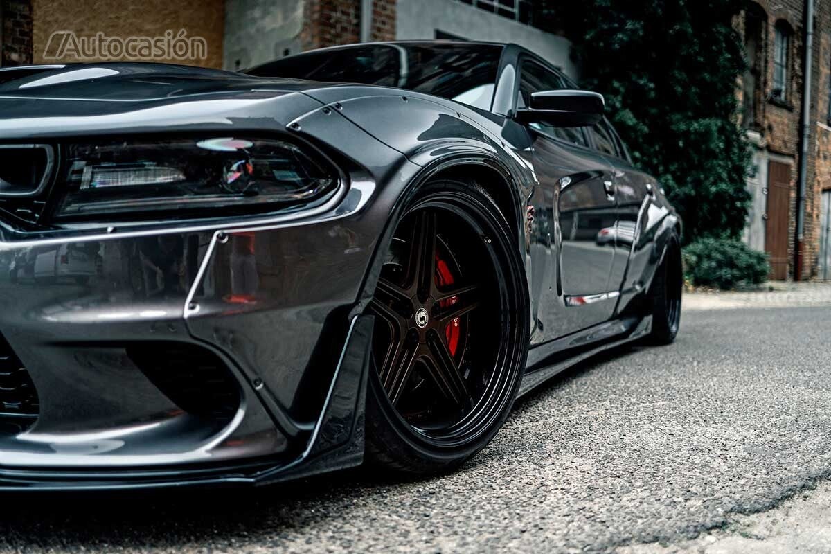 No hay un Dodge Charger SRT Hellcat más musculoso que este | Autocasión