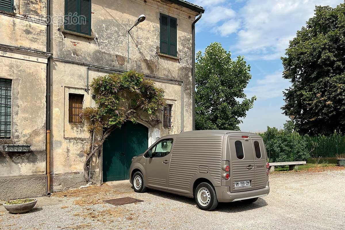 Citroën Berlingo Caselani, homenaje al 2CV furgoneta | Autocasión