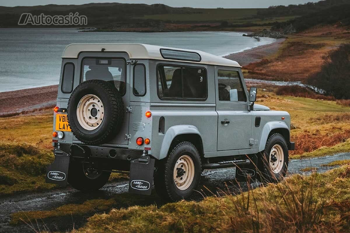 Land Rover resucita el Defender clásico con la edición limitada Works ...