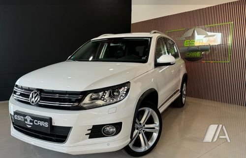 VOLKSWAGEN Golf (2022) - 36.990 € en Barcelona