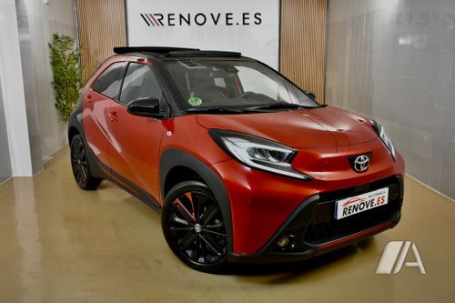 1 Toyota Aygo X Cross Naranja Km 0 | Autocasion