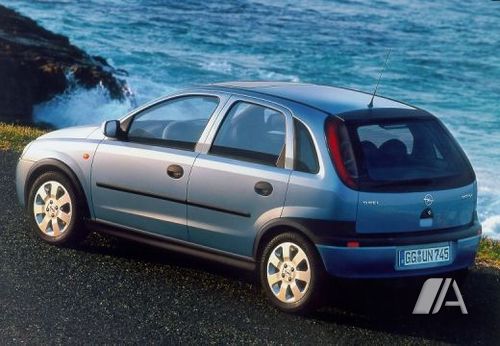 corsa 2002 precio