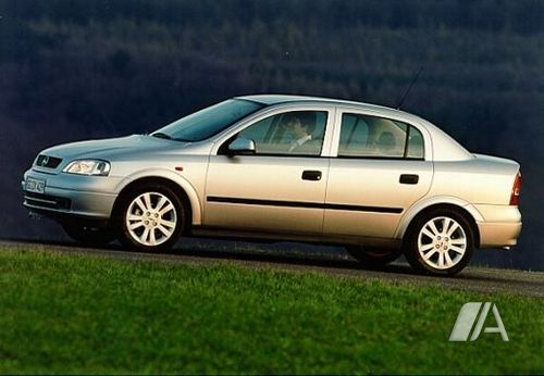 opel astra 2000 automatic