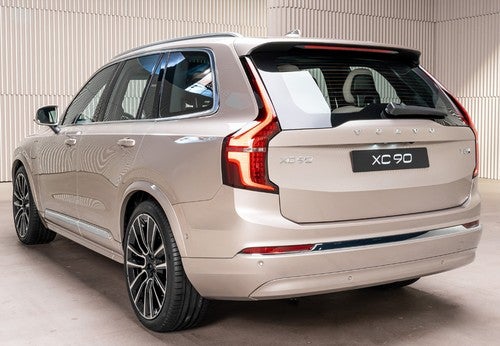 VOLVO XC90 B5 Core AWD Aut. 5p 2024 | Ficha técnica, precio y medidas | Autocasión