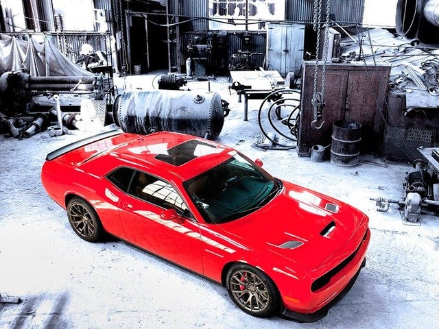 Dodge Supercharged Hellcat Challenger SRT, con 707 CV