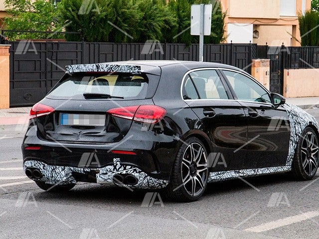 Fotos espía de los Mercedes AMG A50 y A35 4Matic | Autocasión