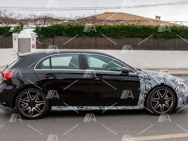 Fotos espía de los Mercedes AMG A50 y A35 4Matic | Autocasión