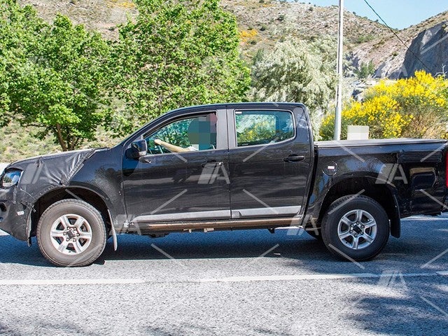 Fotos espía del Chevrolet S10 2020 | Autocasión