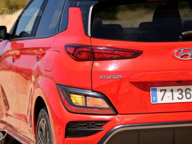 VÍDEO| Prueba del Hyundai Kona Hybrid 48v 2022: ¿compensa? | Autocasión