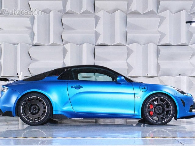 Alpine A110 R: con R de rizar el rizo | Autocasión