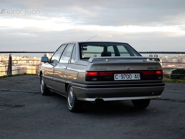 Coches míticos: Renault 21 TXE, el Coche Fantástico para familias ...