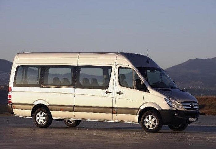 MERCEDES-BENZ Sprinter Combi 311 CDI Compacto 4p 2006 | Ficha técnica ...