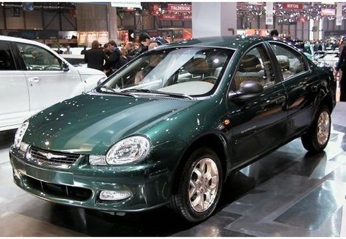 CHRYSLER Neon 2.0 RT 4p 2002 | Ficha técnica, precio y medidas | Autocasión