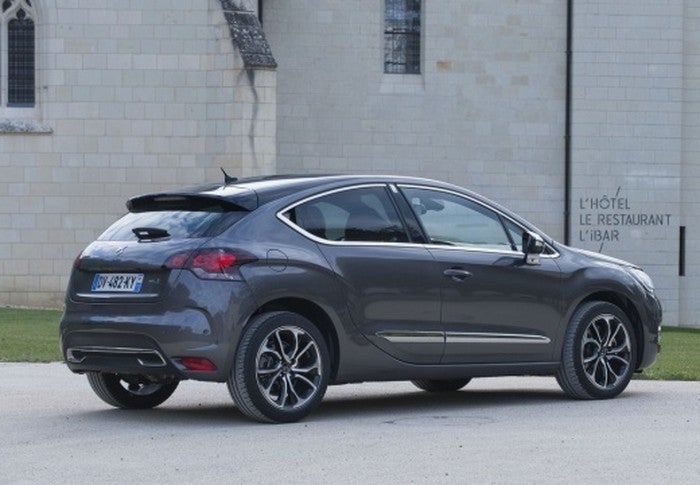 DS DS4 1.6 BlueHDi S&S Opera Blue 120 5p 2016 | Ficha técnica, precio y ...