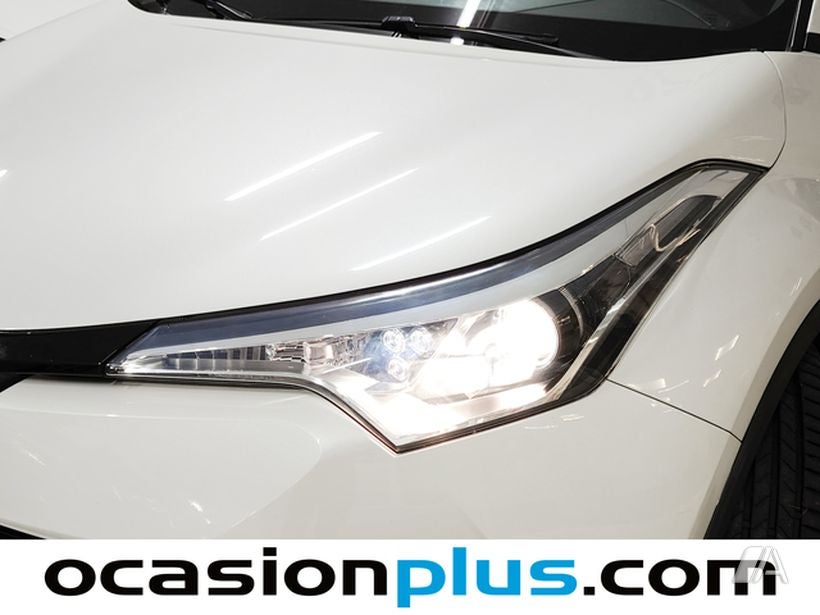 TOYOTA C-HR (2018) - 17.900 € en Barcelona