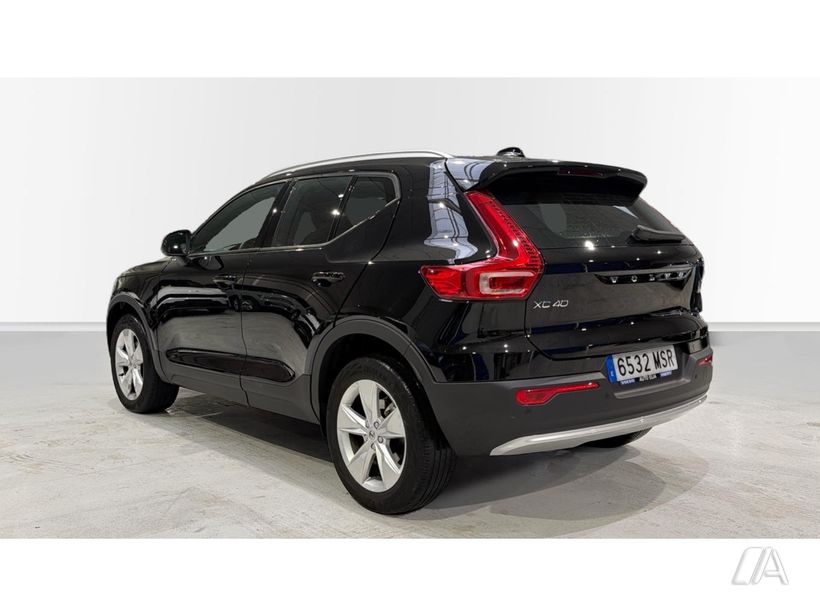 VOLVO XC40 (2024) - 34.900 € en Madrid