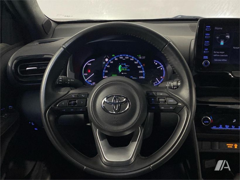TOYOTA Yaris Cross (2024) - 25.490 € en Barcelona