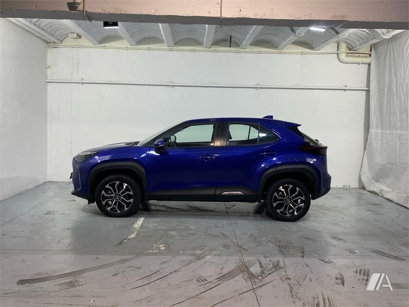 TOYOTA Yaris Cross (2024) - 25.490 € en Barcelona