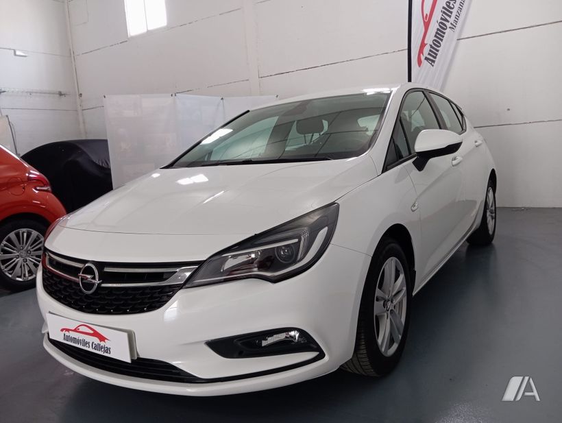 OPEL Astra (2019) - 11.900 € en Ciudad Real