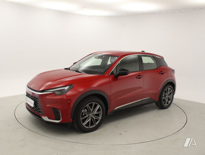 LEXUS LBX (2025) - 33.525 € en Barcelona