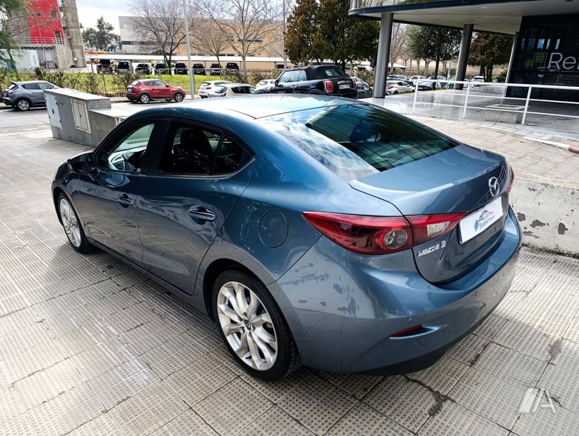 MAZDA Mazda3 (2015) - 10.990 € en Madrid