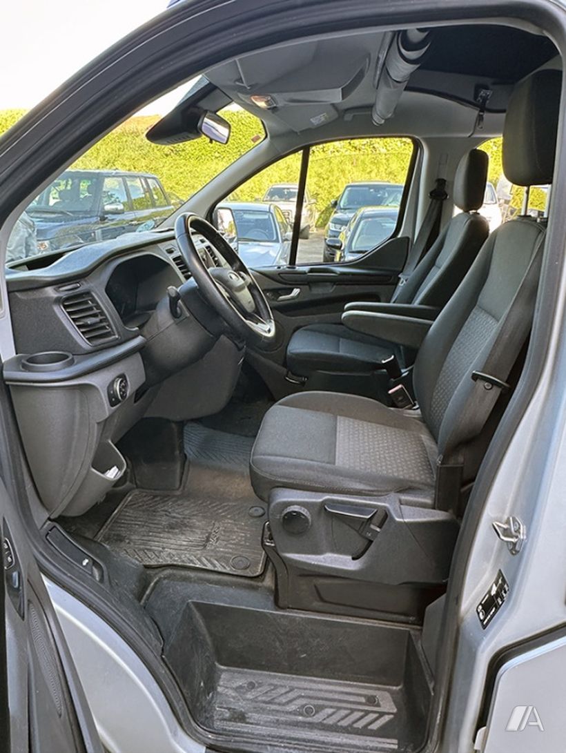 FORD TRANSIT CUSTOM 130 CV TINKERVAN TIPO NUGGET de segunda mano en La ...