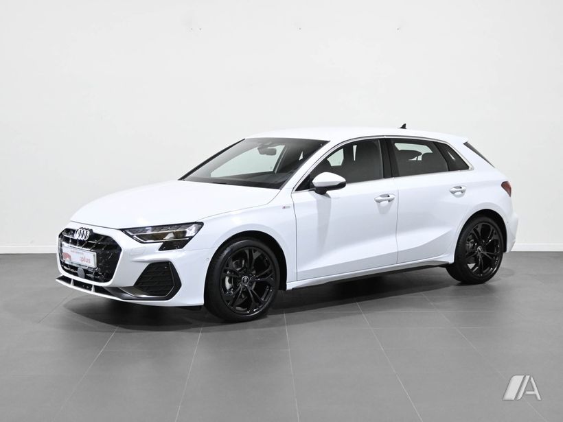AUDI A3 (2025) - 37.900 € en Barcelona