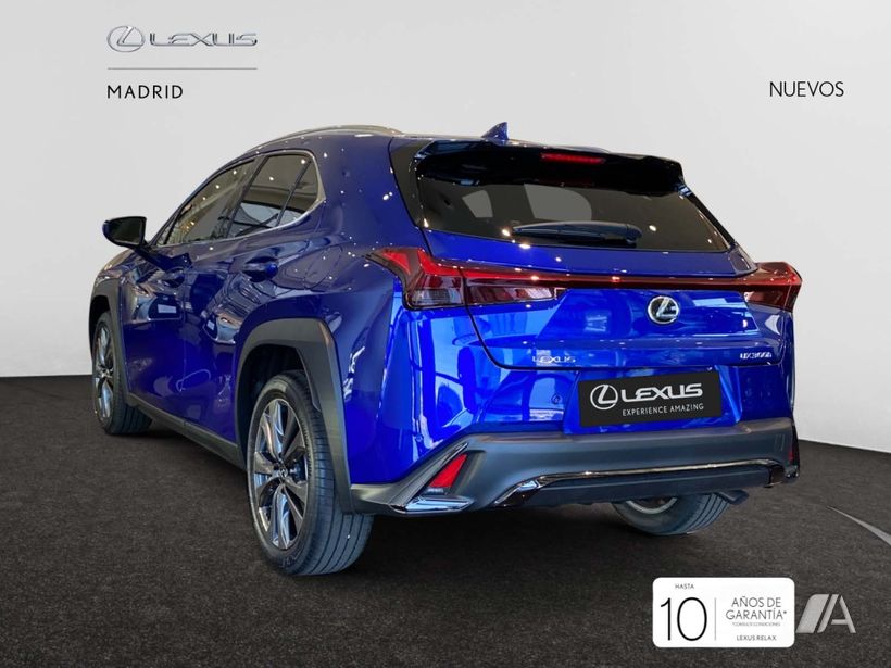 LEXUS UX 300h F Sport 2WD 4x4, SUV o pickup nuevo en Madrid
