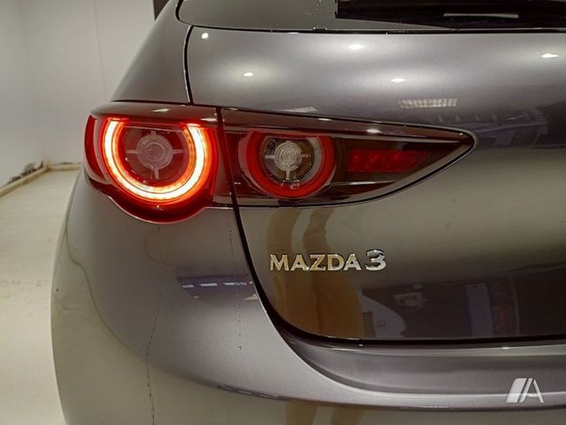 MAZDA Mazda3 (2025) - 28.990 € en Madrid