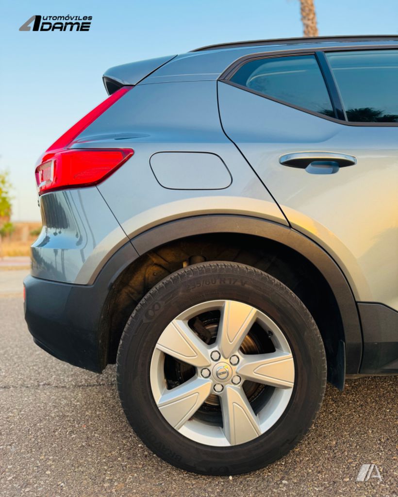 VOLVO XC40 (2019) - 21.000 € en Córdoba