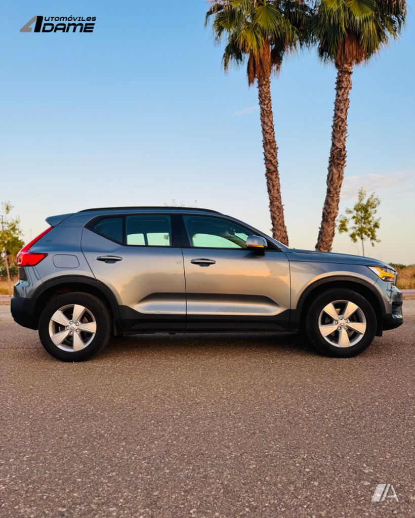 VOLVO XC40 (2019) - 21.000 € en Córdoba