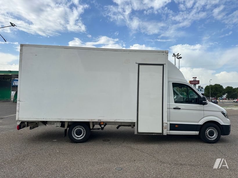 VOLKSWAGEN Crafter (2019) - 17.950 € en Sevilla