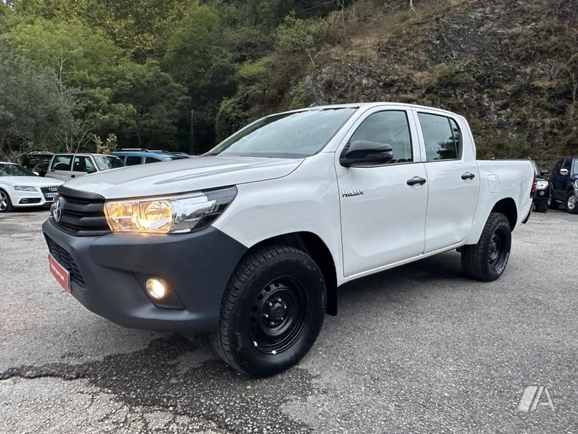 TOYOTA Hilux (2020) - 28.999 € en Navarra