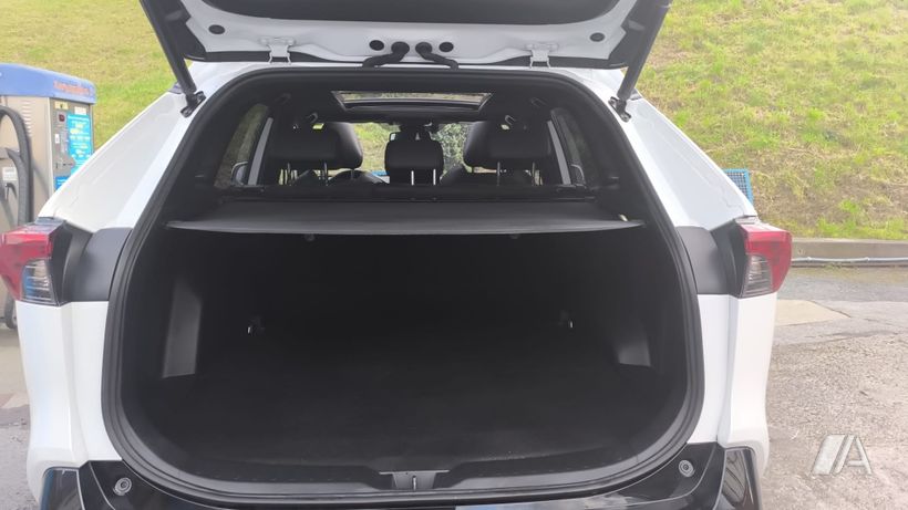 TOYOTA RAV-4 (2023) - 43.900 € en Vizcaya