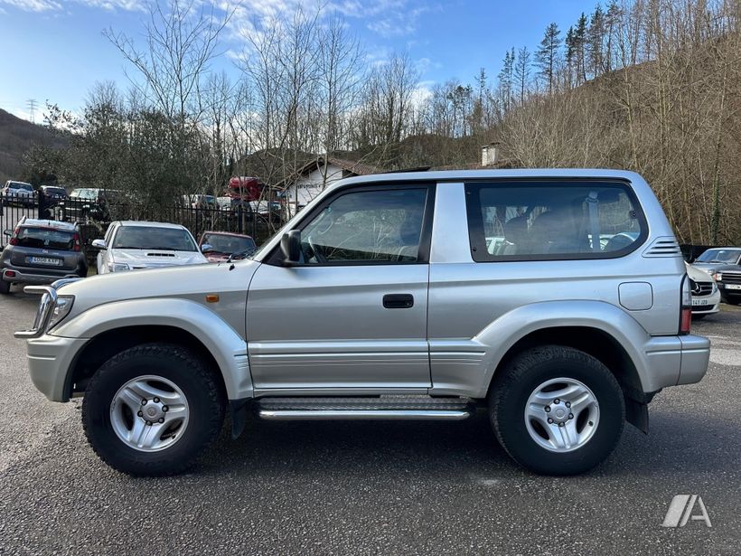 TOYOTA Land Cruiser (2000) - 24.999 € en Navarra