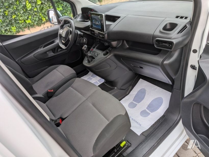 PEUGEOT Partner (2019) - 14.950 € en Madrid