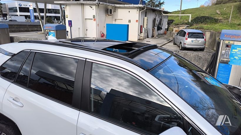 TOYOTA RAV-4 (2023) - 43.900 € en Vizcaya
