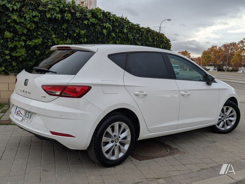 SEAT León (2019) - 12.800 € en Madrid