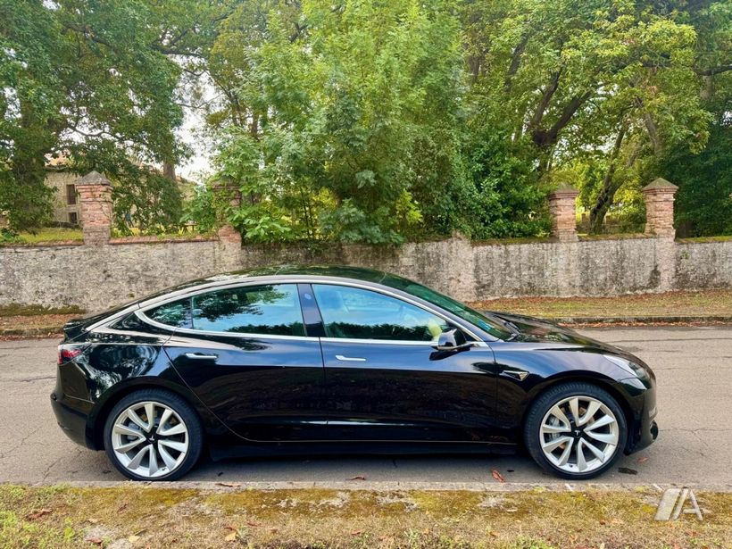 TESLA Model 3 (2019) - 27.900 € en Asturias