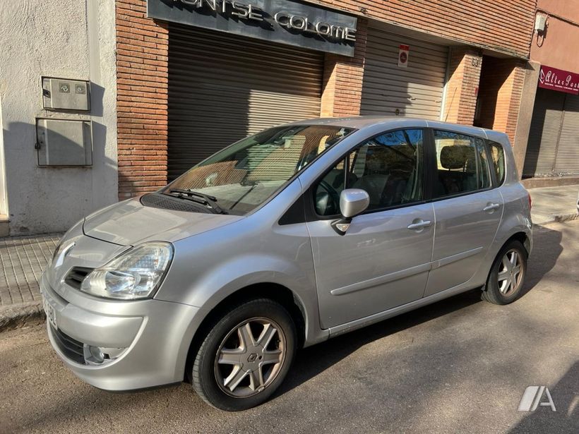 RENAULT Modus (2008) - 3.500 € en Barcelona
