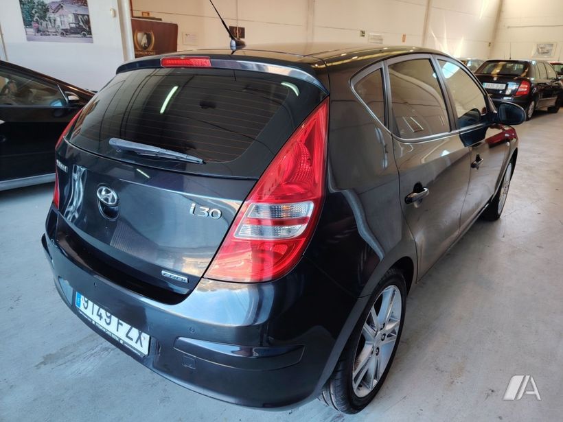 HYUNDAI i30 (2008) - 3.500 € en Toledo