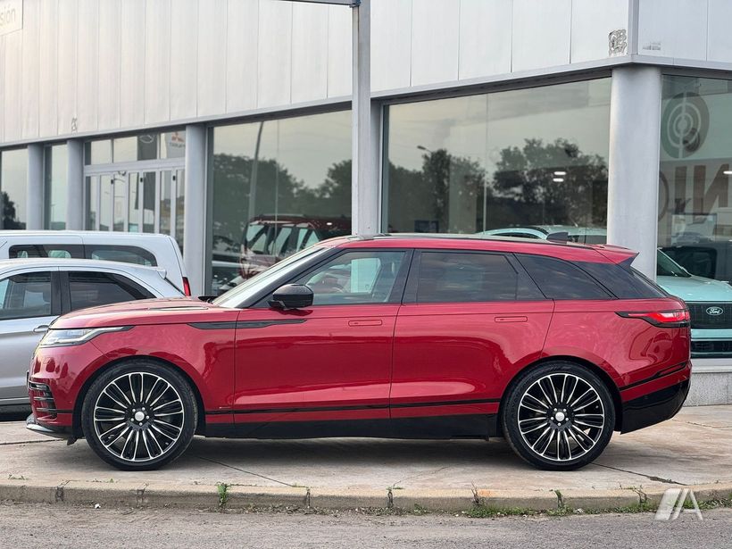 LAND-ROVER Range Rover Velar (2021) - 55.700 € en Huelva