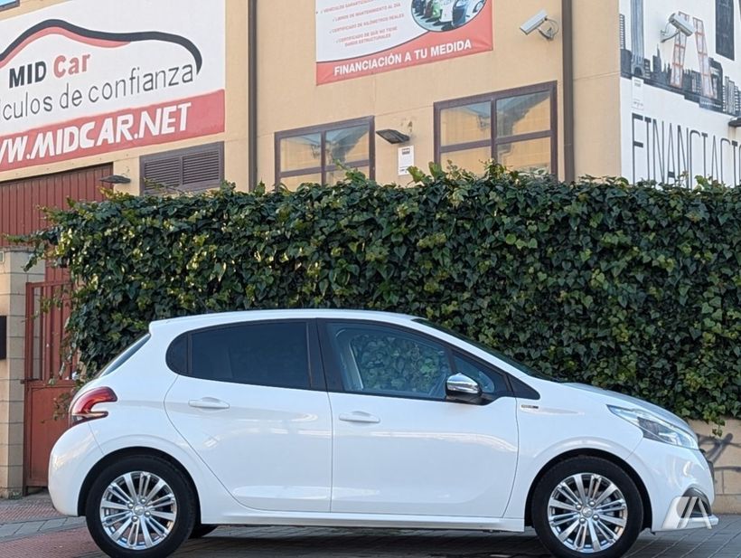 PEUGEOT 208 (2019) - 11.400 € en Madrid
