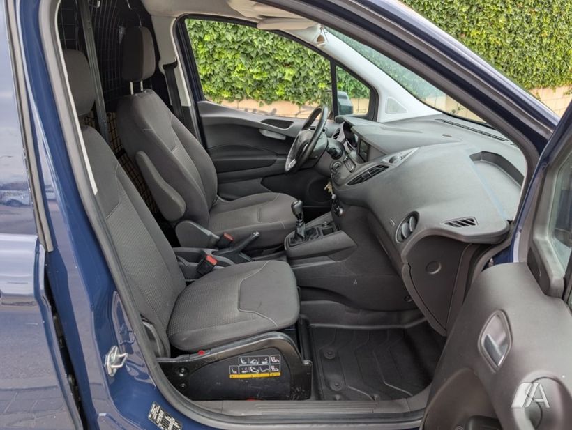 FORD Transit Courier (2021) - 9.950 € en Madrid