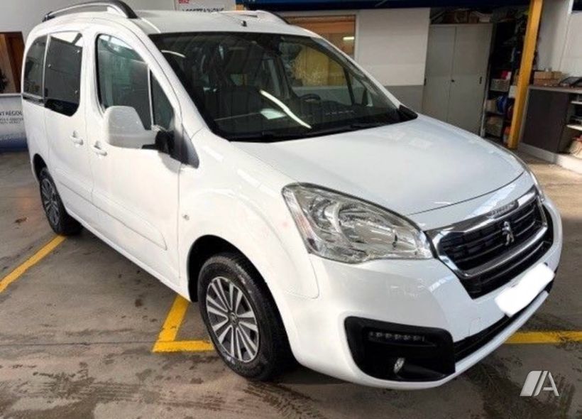 PEUGEOT Partner (2016) - 9.800 € en La Coruña