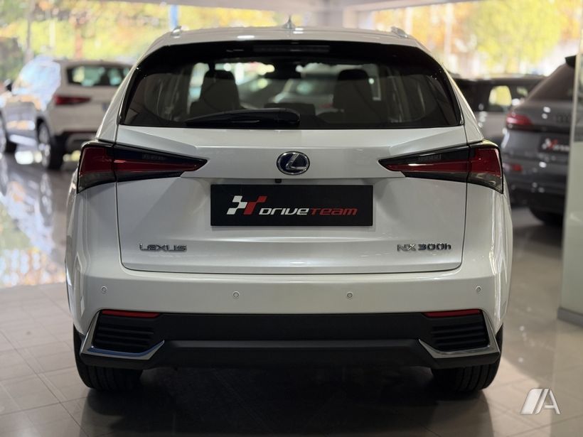 LEXUS NX (2019) - 21.750 € en Barcelona