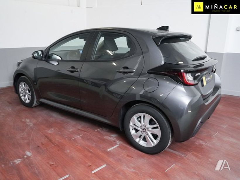 TOYOTA Yaris (2025) - 21.990 € en Málaga