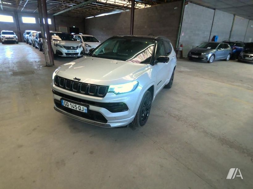 JEEP Compass (2022) - 21.850 € en Valencia