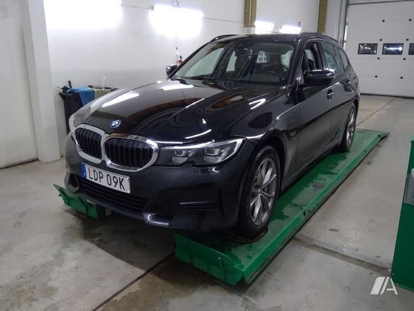 BMW Serie 3 (2022) - 24.850 € en Valencia