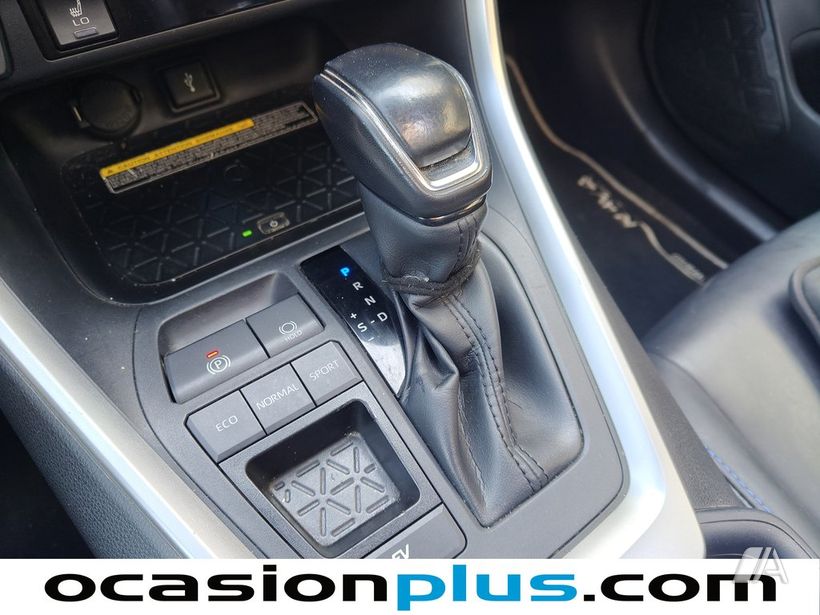 TOYOTA RAV-4 (2019) - 32.990 € en Alicante